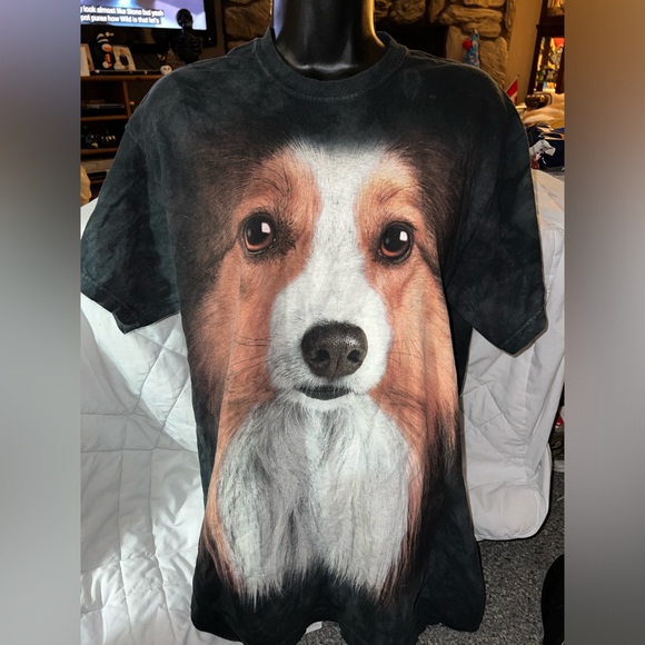 The Mountain | Shirts | The Mountain Border Collie Tshirt | Poshmark